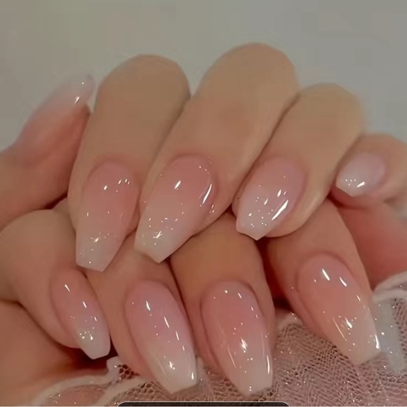 Makeup | 24 Piece Glossy Medium Nude Gradient Press On Manicure | Poshmark